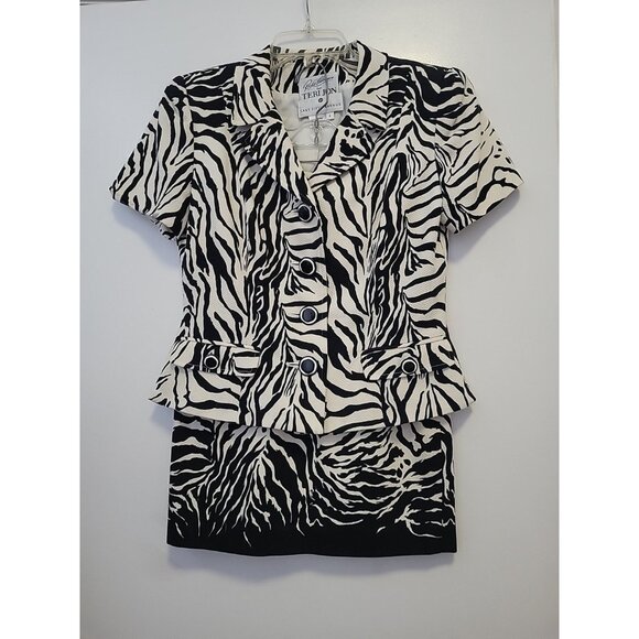 Teri Jon | Skirts | Rickie Freeman Teri Jon Animal Print Mini Skirt ...
